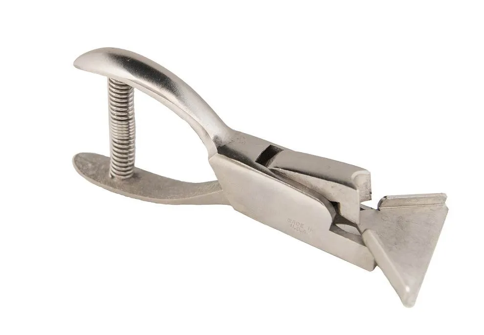 #448 Corner Rounding Punch – 1/4 – M. C. Mieth